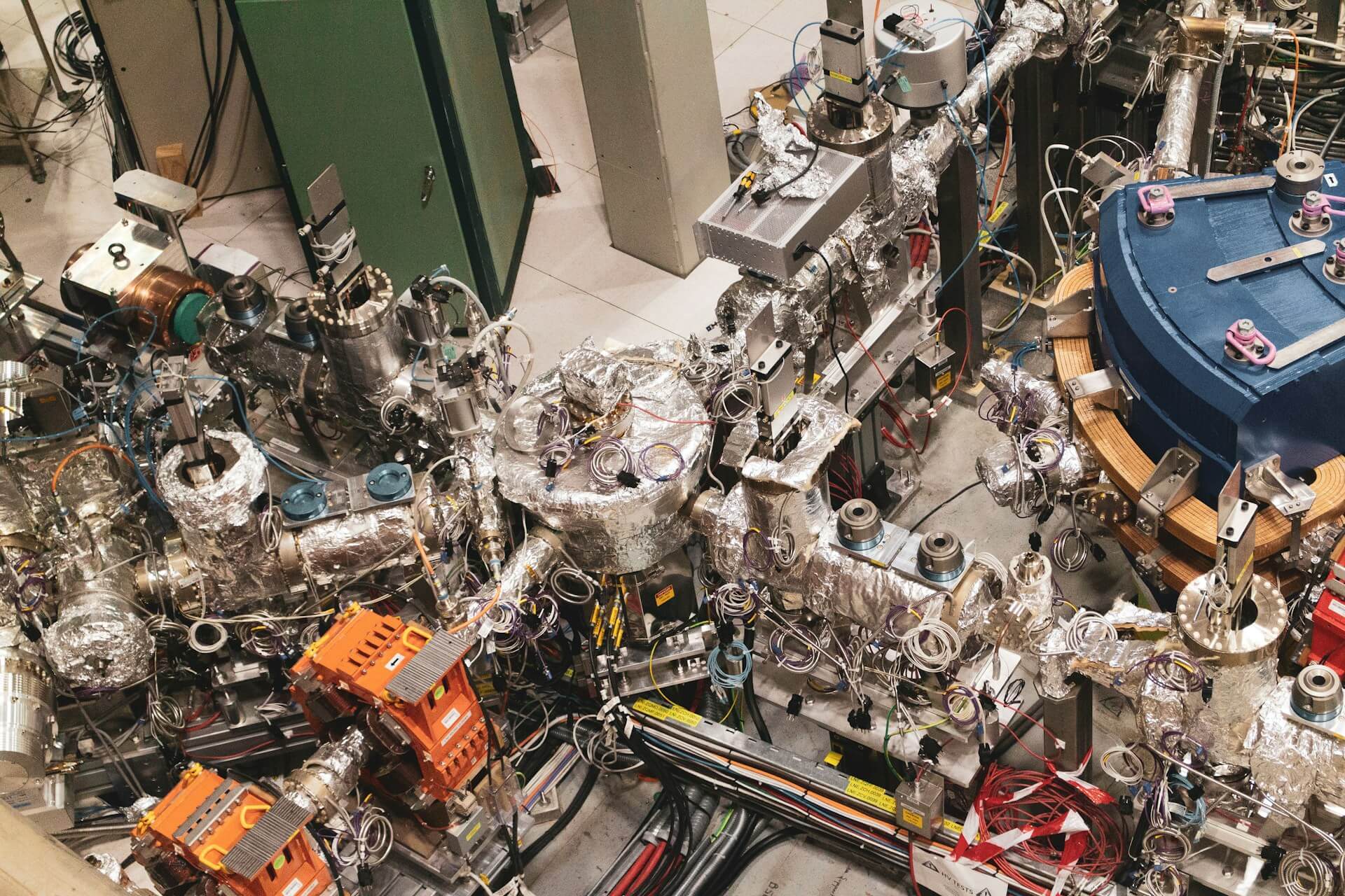 50 years of particle detection and imaging with semiconductors | CERN